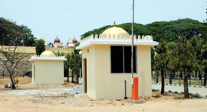 Palace Board takes over e-parking system near Varaha Gate - Star of Mysore