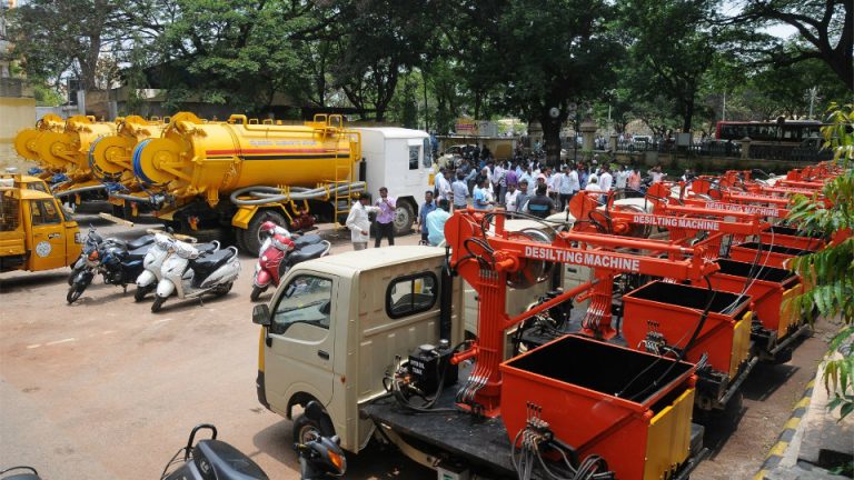 City gets new Suction-cum-Jetting, De-silting vehicles - Star of Mysore