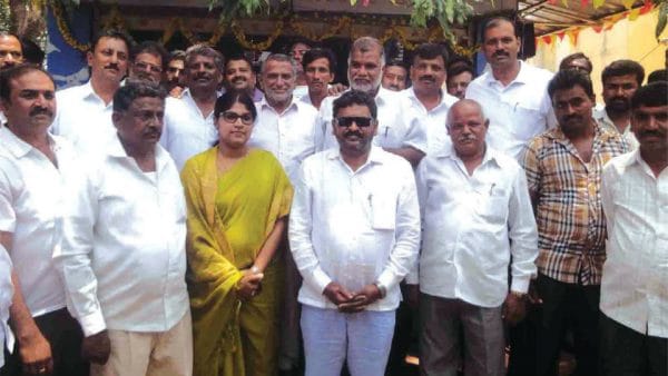 New Hopcoms outlet at Hunsur - Star of Mysore