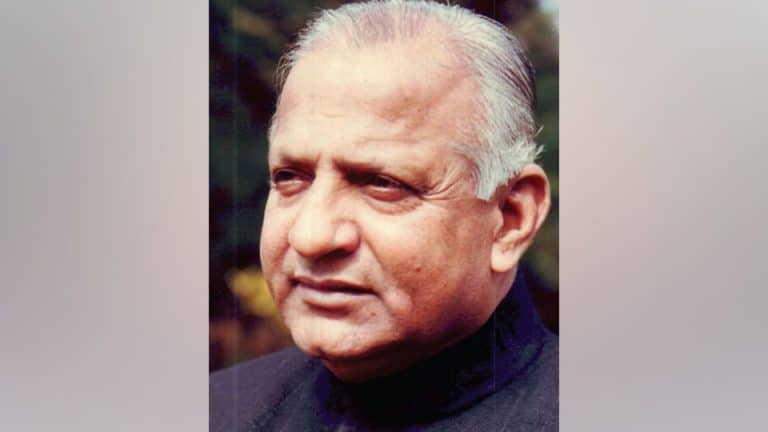 When will the statue of former CM D. Devaraja Urs be installed? - Star ...