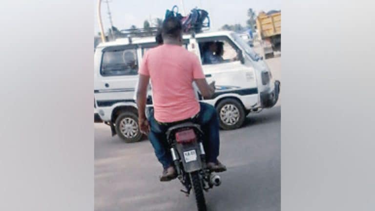 Defective number plates on the rise - Star of Mysore