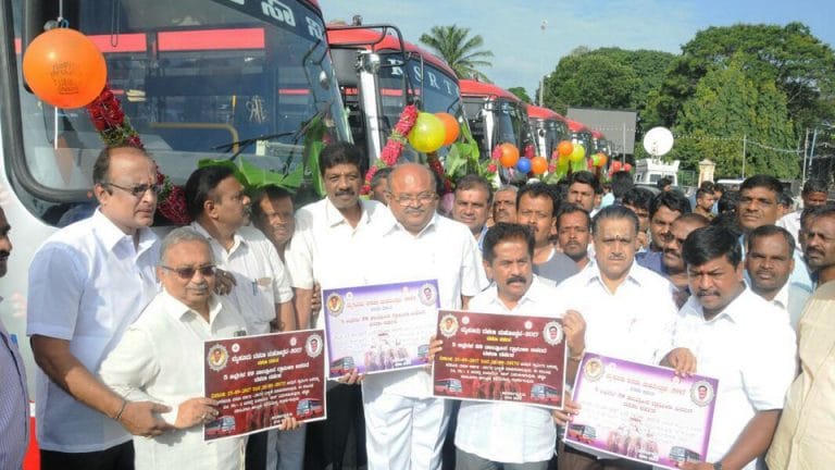 Minister flags off Dasara Darshini tours - Star of Mysore