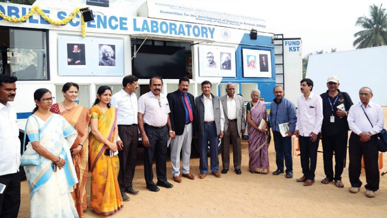 Mobile Science Lab on 'Light' inaugurated - Star of Mysore
