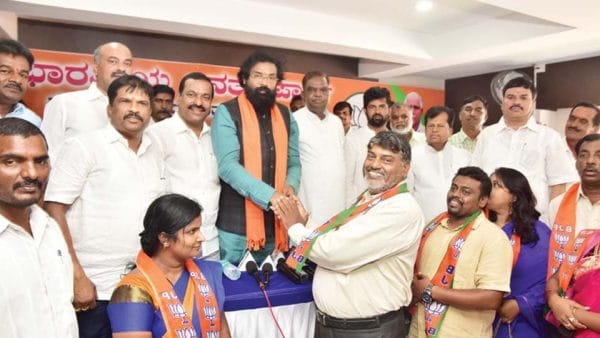 MLA, MP inspect rain-affected villages in Hunsur taluk - Star of Mysore