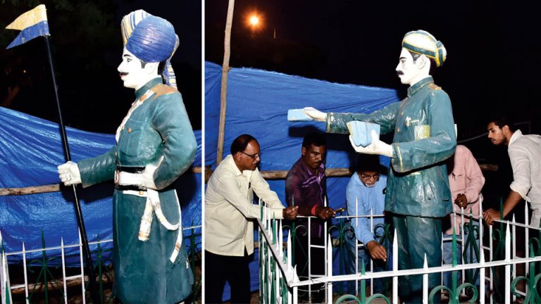 Shifting of Postman, Commandant Statues begin - Star of Mysore