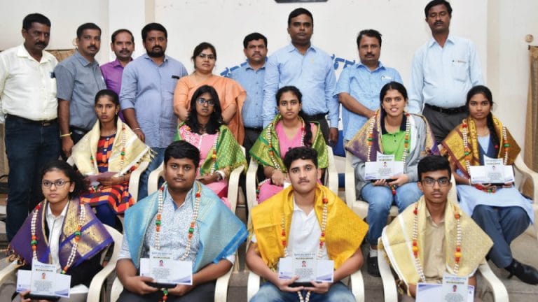 MDJA fetes meritorious students - Star of Mysore