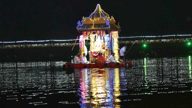 Curtains down on six-day Suttur Jathra - Star of Mysore