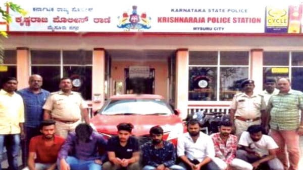 Seven arrested for assault, kidnap and extortion - Star of Mysore
