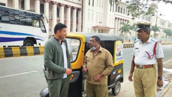 Nine autos seized for demanding excess fare - Star of Mysore