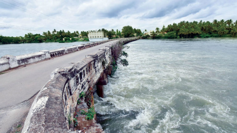 Heavy water release from KRS Dam: Movement on historic Wellesley Bridge ...