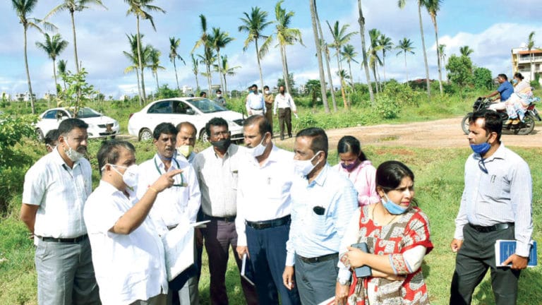 MUDA Chairman on inspection-spree - Star of Mysore
