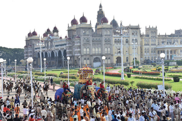 270-metre Dasara Procession covered in 23 minutes - Star of Mysore
