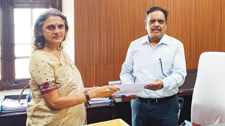 Rahul Agarwal takes charge as new DRM of South Western Railway, Mysuru ...
