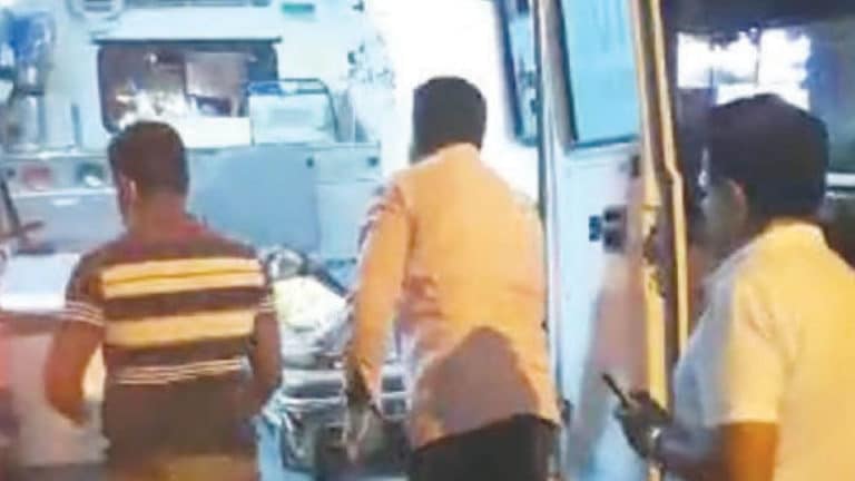 Ex-MLA helps shift critically ill woman to hospital - Star of Mysore