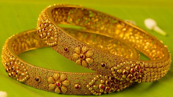 Exclusive Bangle Mela at Tholasi Jewels till Jan.26 - Star of Mysore