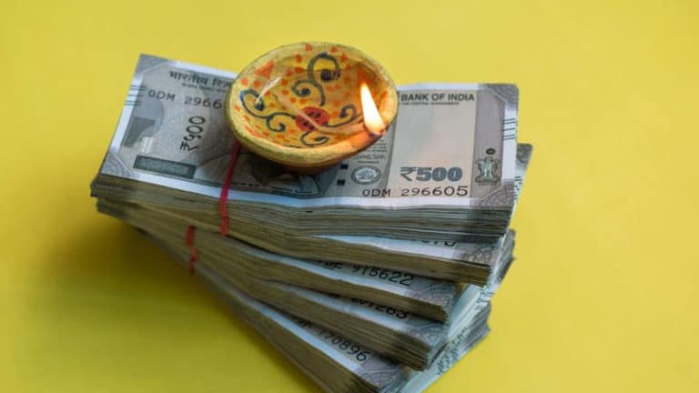 4 Ways to Use Your Diwali Bonus Smartly - Star of Mysore