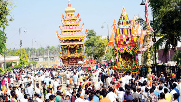 Simple Suttur Jatra takes off - Star of Mysore