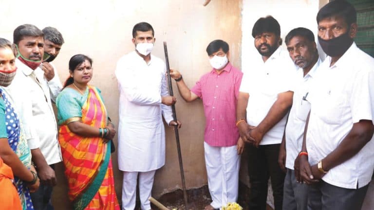 MP and MLA perform guddali puja for construction of Pourakarmika houses ...
