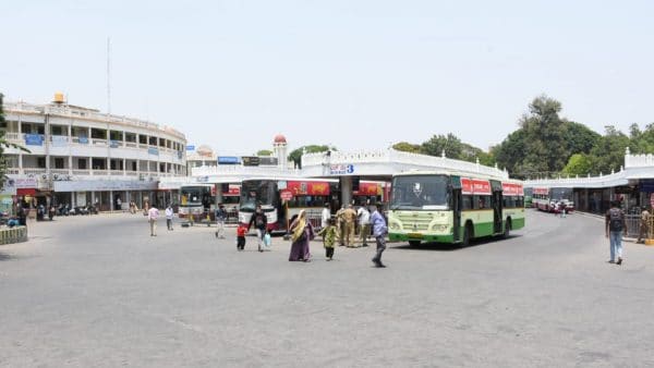 City bus connectivity to layouts on Dr. Rajkumar Road needs improvement ...