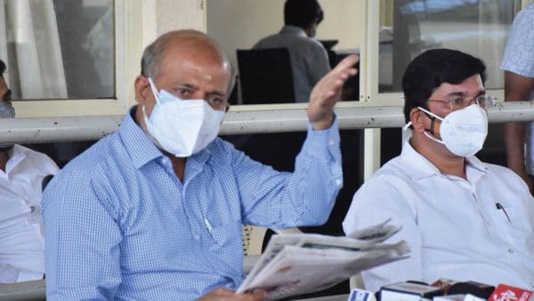 Why do IAS, IPS Officers need huge bungalows? - Star of Mysore