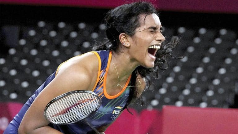 Shuttler Sindhu sails to semis - Star of Mysore