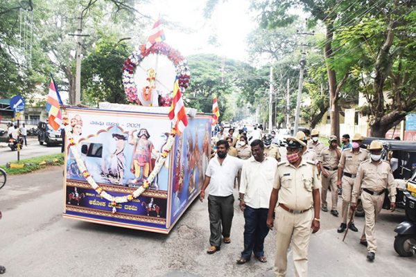 Procession marks Mahisha Dasara celebrations - Star of Mysore