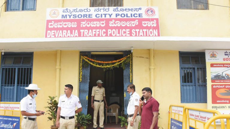 Devaraja Traffic Police Station shifted - Star of Mysore
