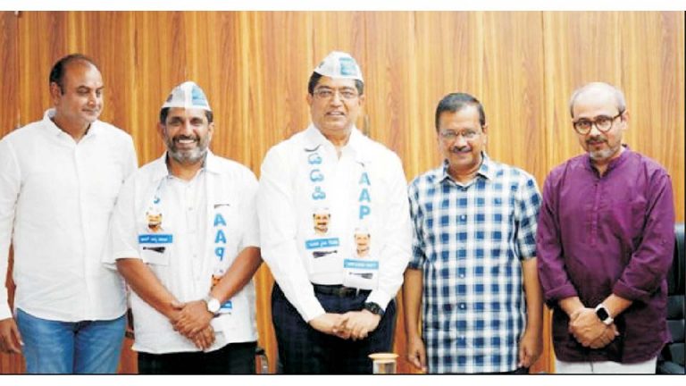 Former IPS Officer Bhaskar Rao joins Aam Admi Party - Star of Mysore