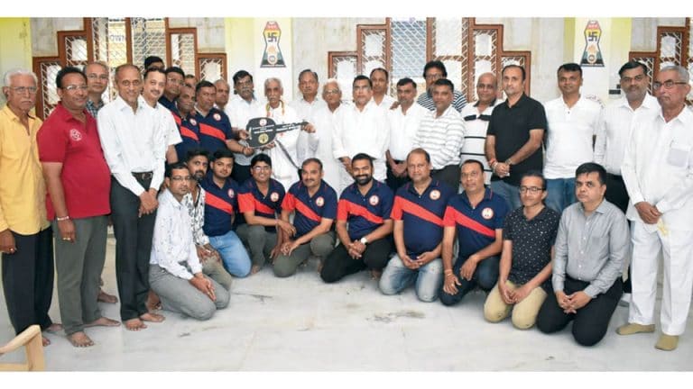 Vehicle for Vihar Seva donated to Sri Sthanakvasi Jain Yuva Sanghatana ...