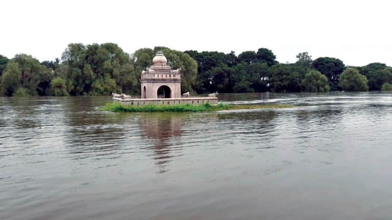 Part of Hadinaaru Kaalu Mantapa in Nanjangud under water - Star of Mysore