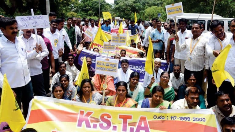 Tailors seek fulfilment of various demands - Star of Mysore