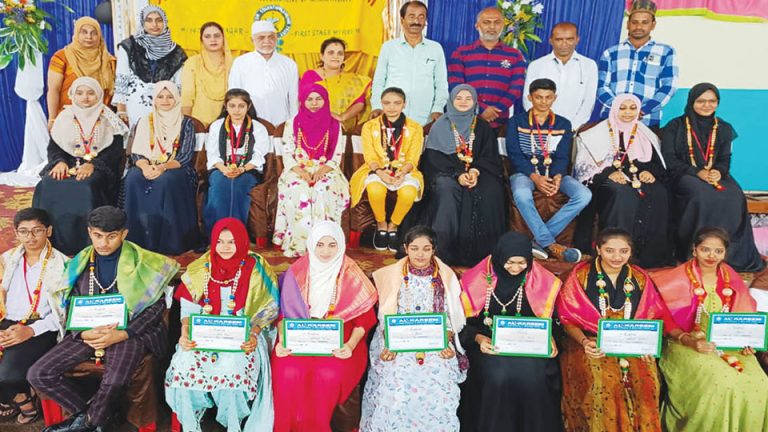 Al-Kareem School sslc toppers feted - Star of Mysore