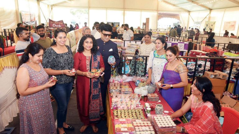 Two-day Mysuru Santhe begins at Maharaja’s College Grounds - Star of Mysore