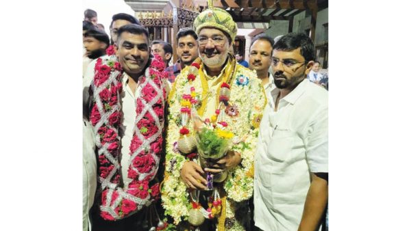 MLA Tanveer Sait greeted on birthday - Star of Mysore