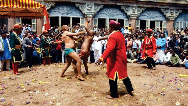 Vajra Mushti Kalaga comes alive - Star of Mysore