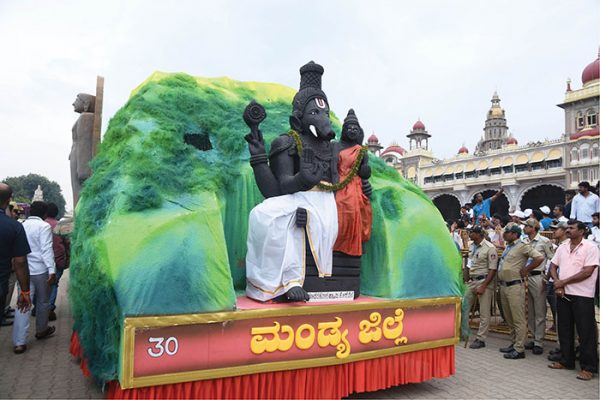 48 tableaux in Dasara procession - Star of Mysore