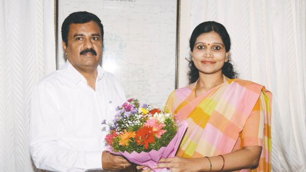 Takes charge as Mandya DC - Star of Mysore