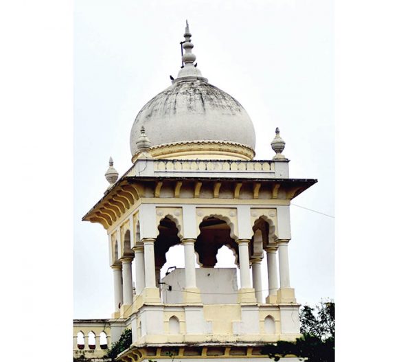 Two beautiful buildings, but whither heritage? - Star of Mysore