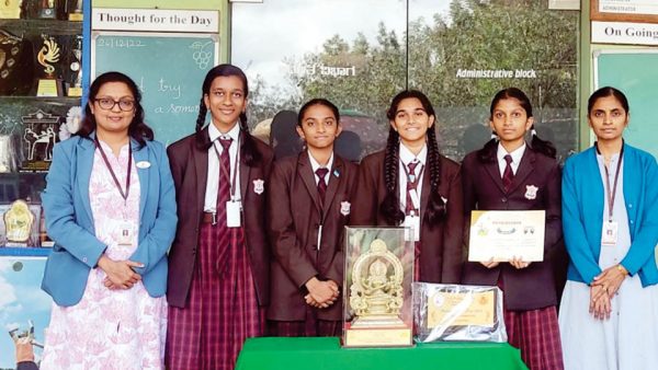 Winners of Rolling Trophy - Star of Mysore