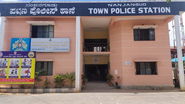 Two arrested for cattle theft - Star of Mysore