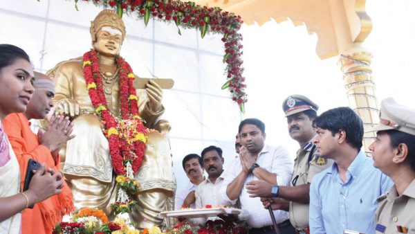 Floral tribute marks Basava Jayanthi celebrations - Star of Mysore