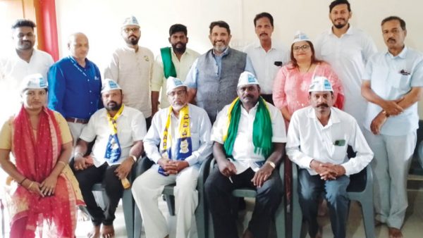 AAP State President meets Mysuru District candidates - Star of Mysore