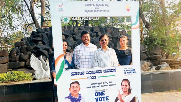 Selfie point at Hardinge Circle to create voting awareness - Star of Mysore
