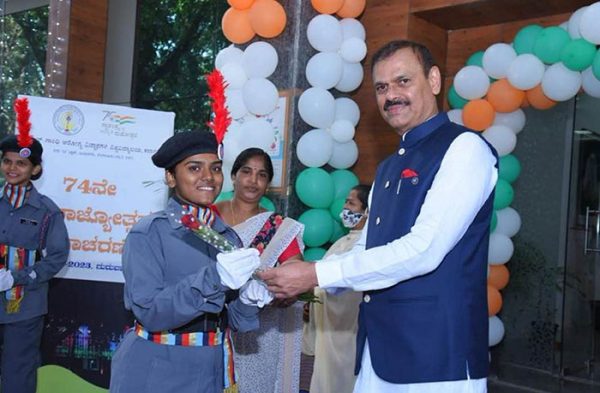 From Mayakonda to Mysore… Journey of MMC&RI alumnus Dr. M.K. Ramesh, present Vice-Chancellor of ...