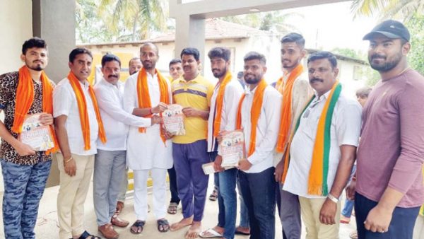 Kaveesh Gowda takes out padayatra - Star of Mysore