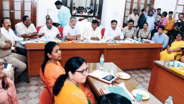 Ashada Friday atop Chamundi Hill: District Minister holds review ...