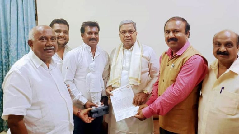 CM invited to lay foundation for Devaraj Urs’ Statue in Mysuru - Star ...