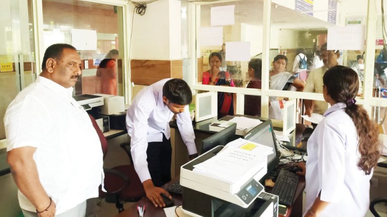 MLA visits District Hospital - Star of Mysore