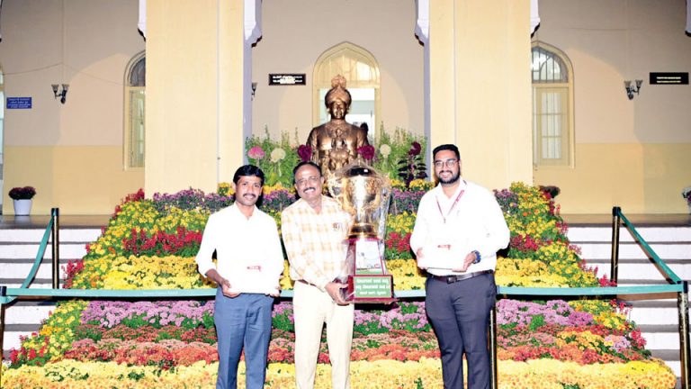 First prize in Dasara Pot Arrangement Contest - Star of Mysore