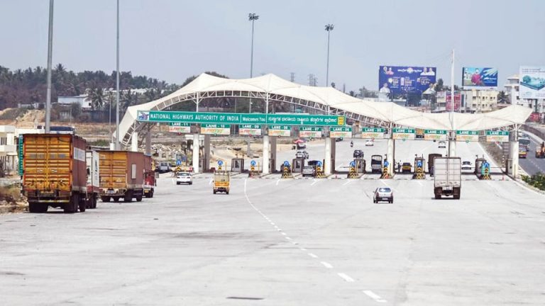 Centre approves GPS-based toll collection system on Expressway - Star ...